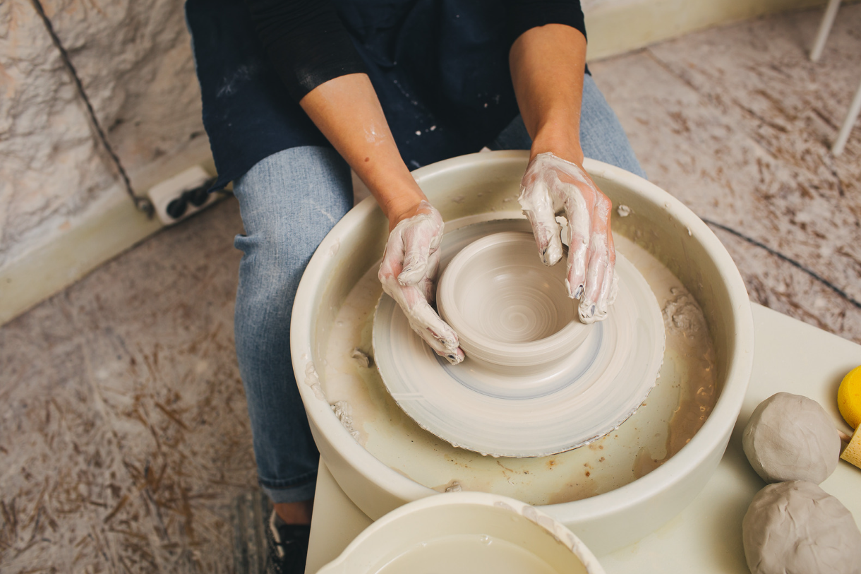 On the Wheel – Terracotta Pullman