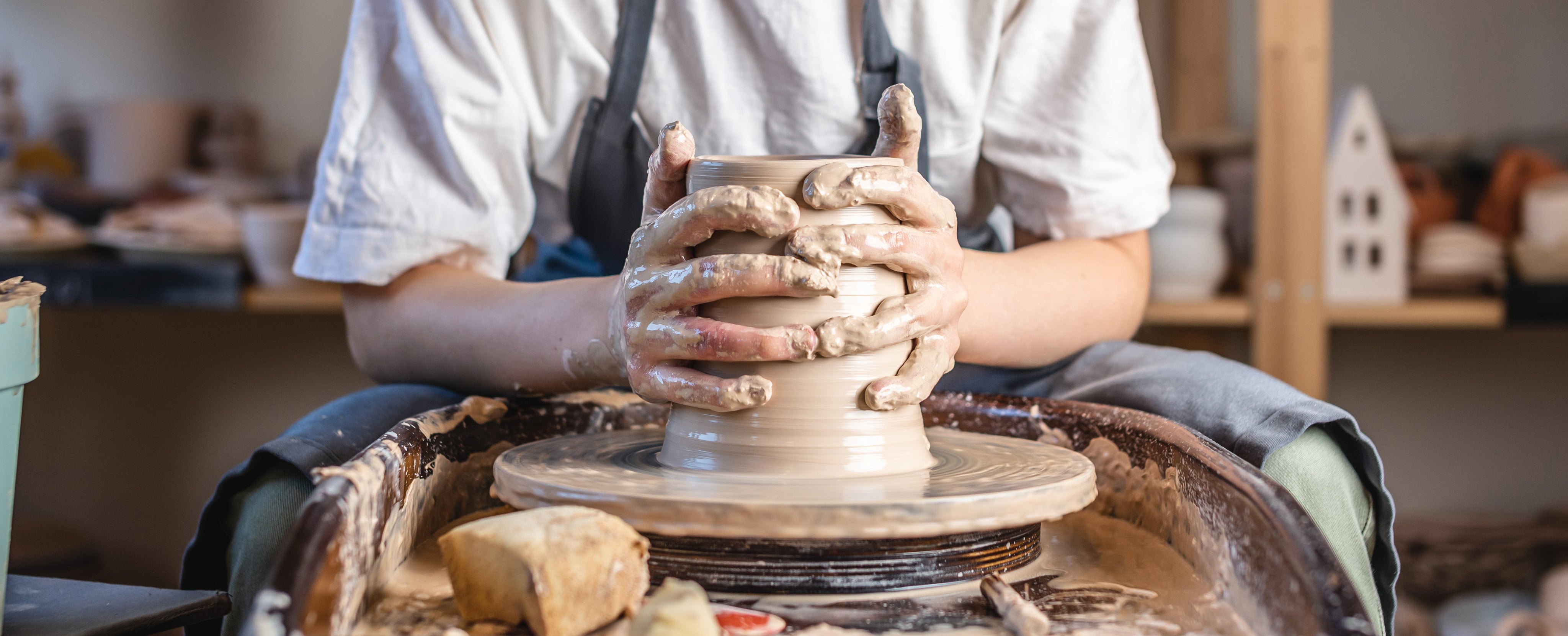 Pullman Members-Only Studio Wheel Hours – Terracotta Pullman